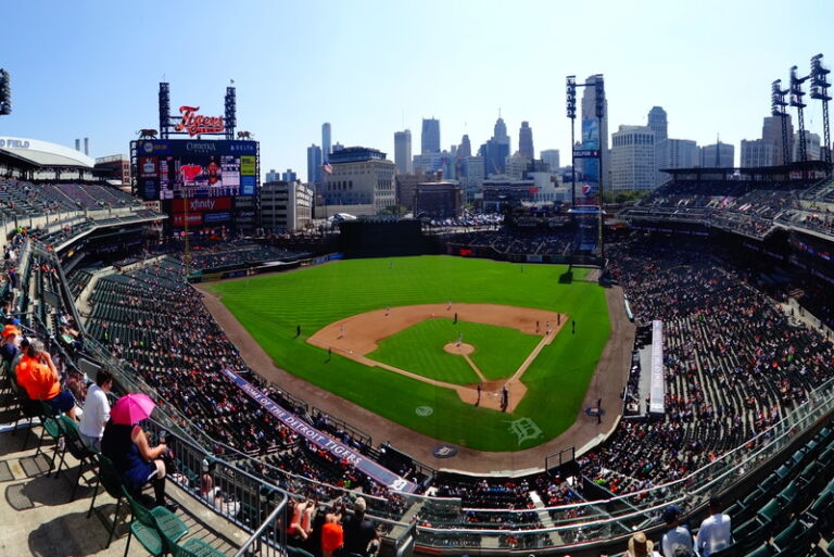 Superb (and Sometimes Splurge-Worthy) Hotels Near Baseball Stadiums ...