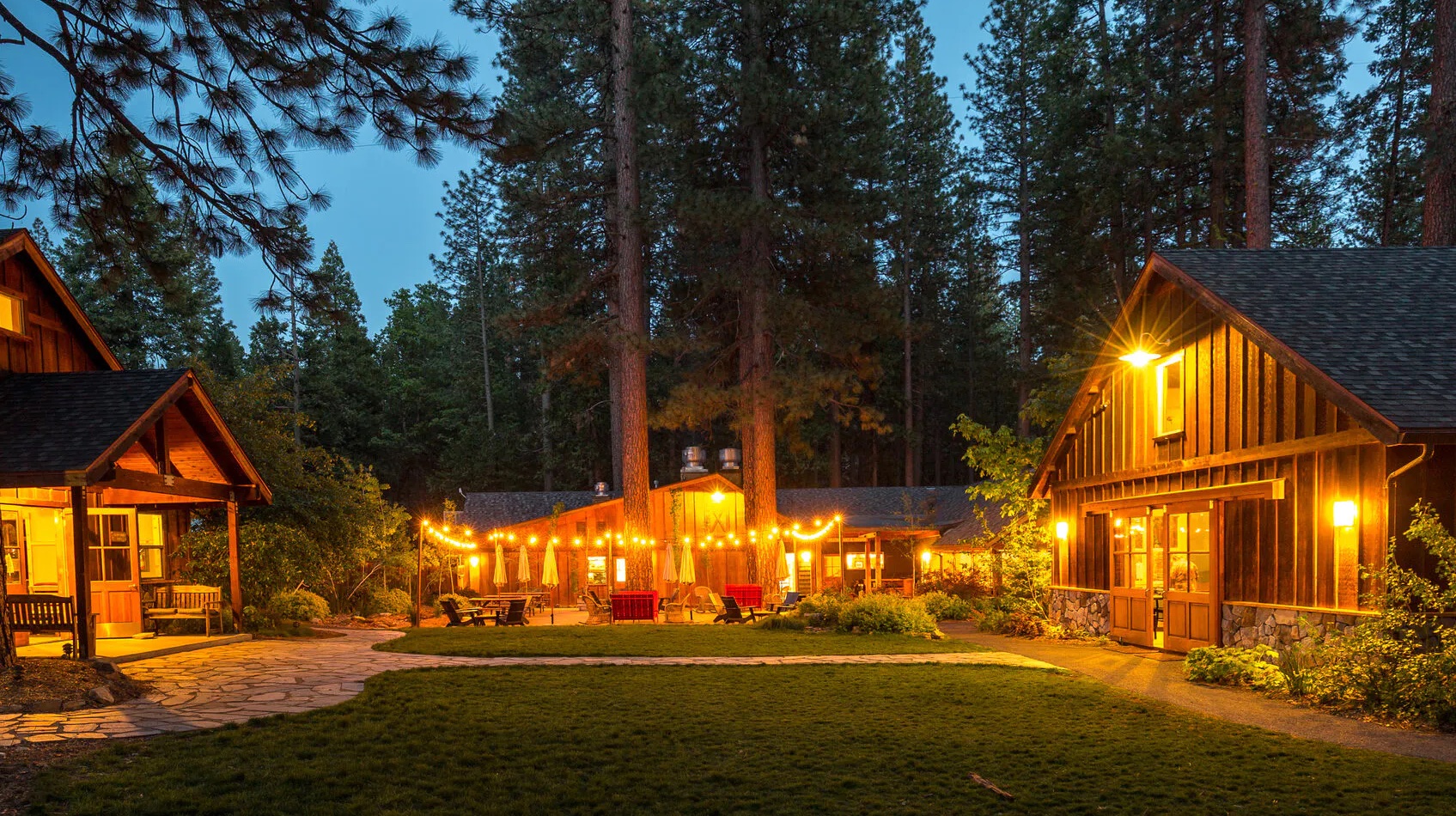 Best Hotels Near National Parks - Fifty Grande